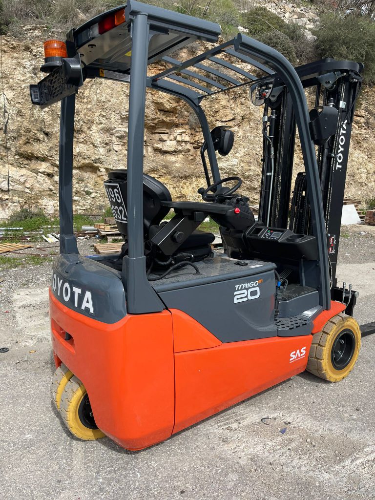 מלגזת טויוטה חשמלית חדשה, TOYOTA 8FBE20T NEW (17234) - איציק שירותי מלגזות